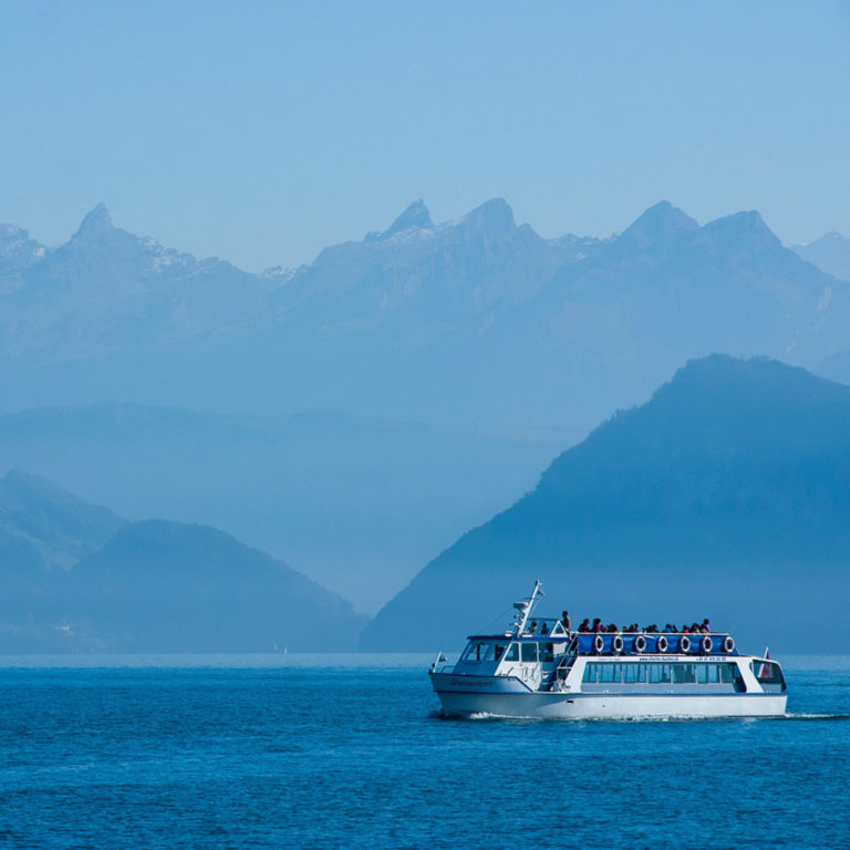 Private driver in Switzerland, Geneva and Zurich with Chabé